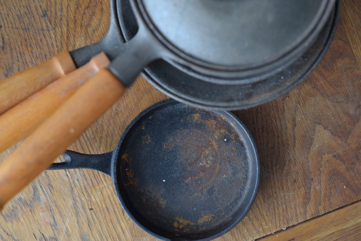 How to Restore Cast Iron Pans - the Haven of Rest