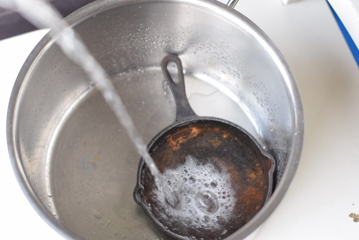 How to Restore Cast Iron Pans - the Haven of Rest
